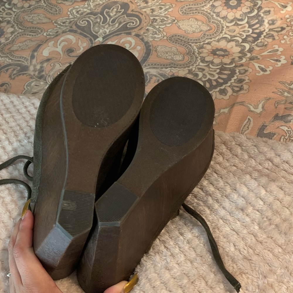 Olive Green Wedges - Gem